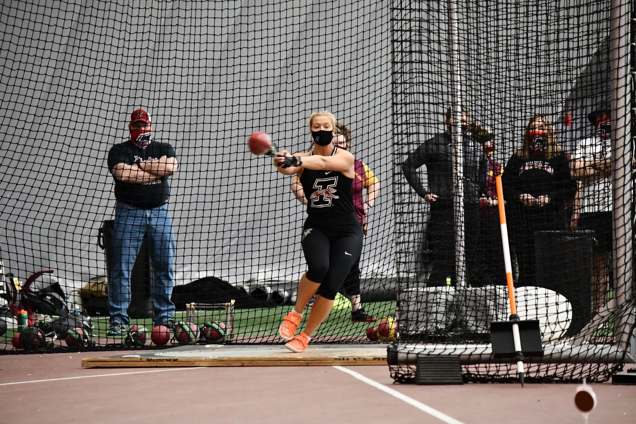 UIndy Track shakes off rust at Greyhound Invitational – The Reflector