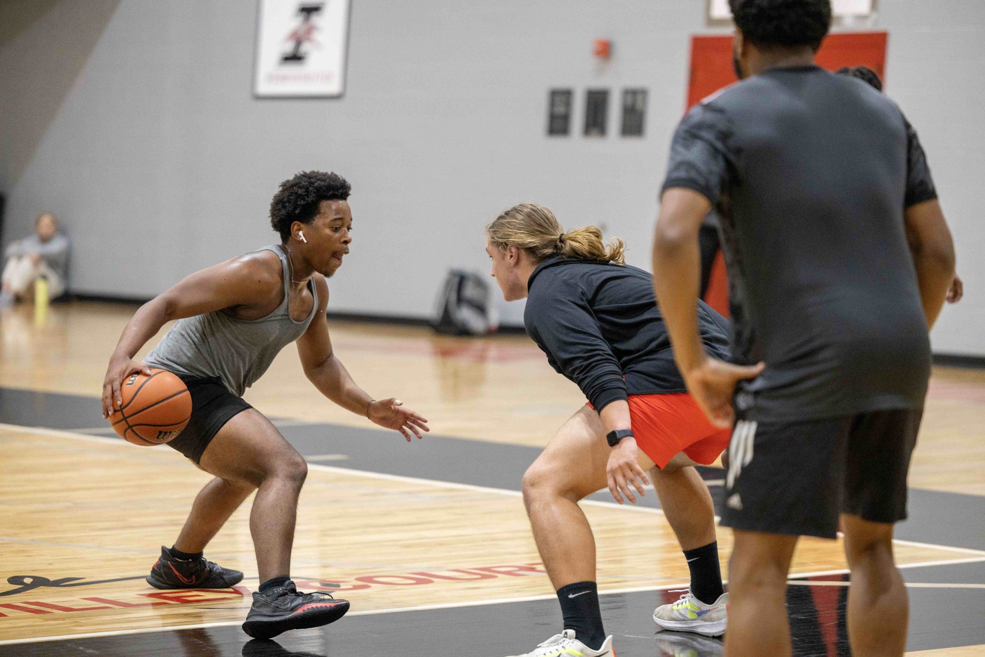 The UIndy Warriors go undefeated for the intramural basketball season ...