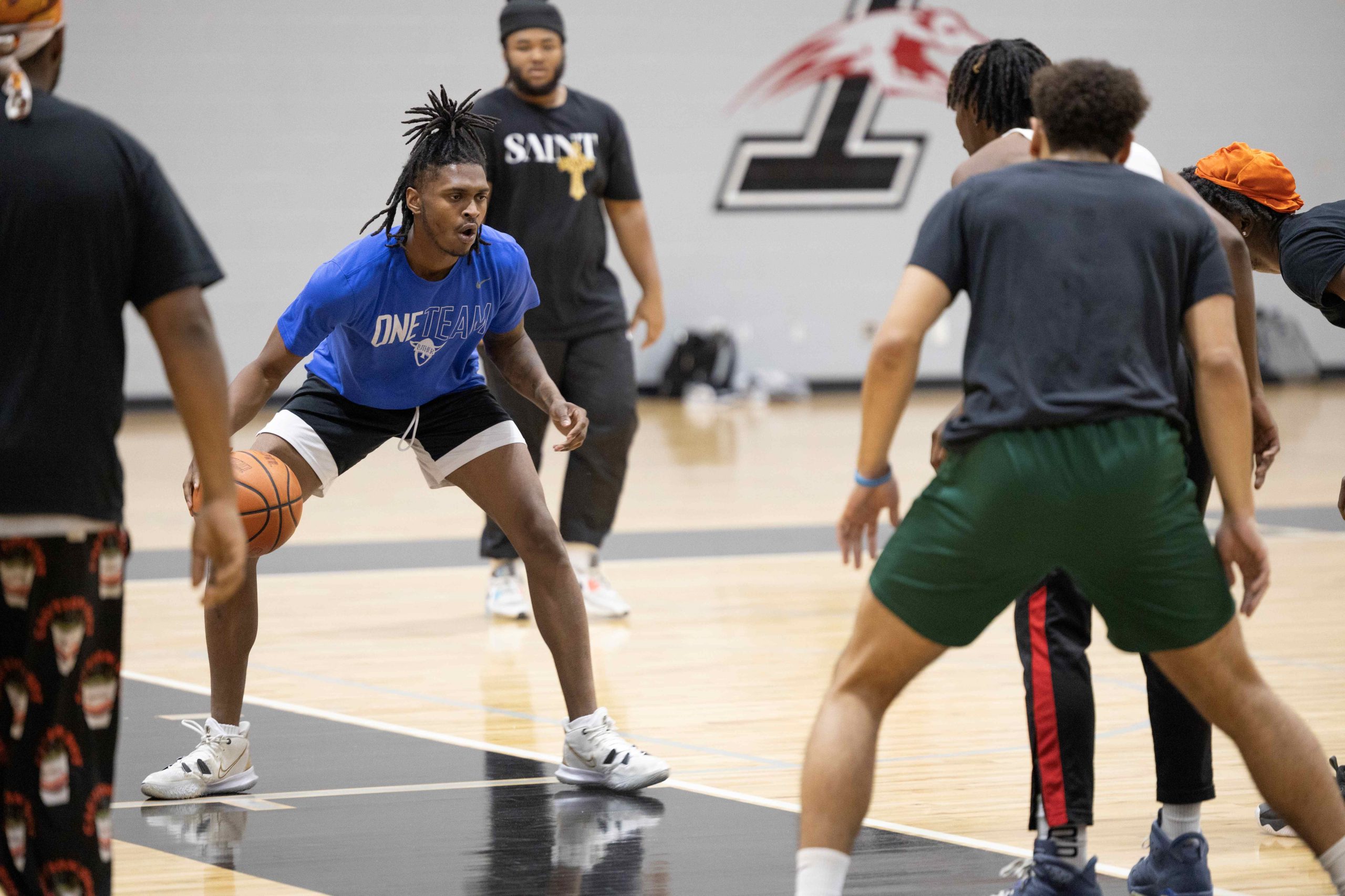 The UIndy Warriors go undefeated for the intramural basketball season ...