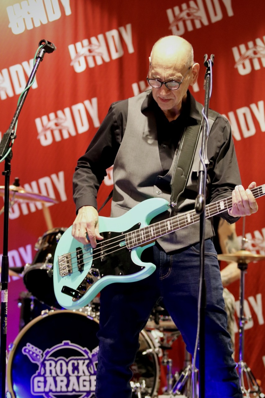 UIndy Rocks Out During “Last Chance to Dance” of the Semester – The ...