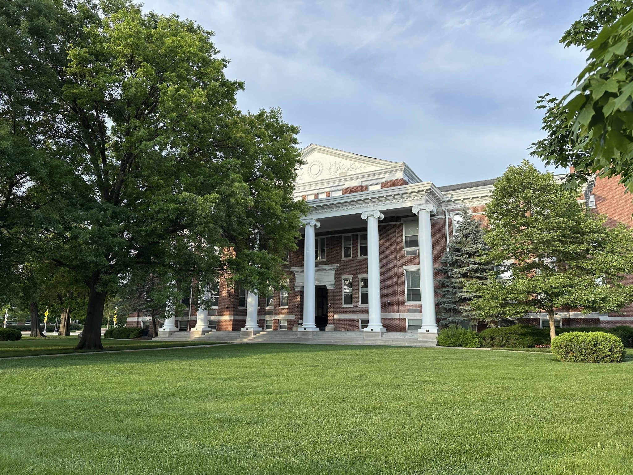 Cosmic Takeover Tour to come to Indianapolis in 2025 – The Reflector